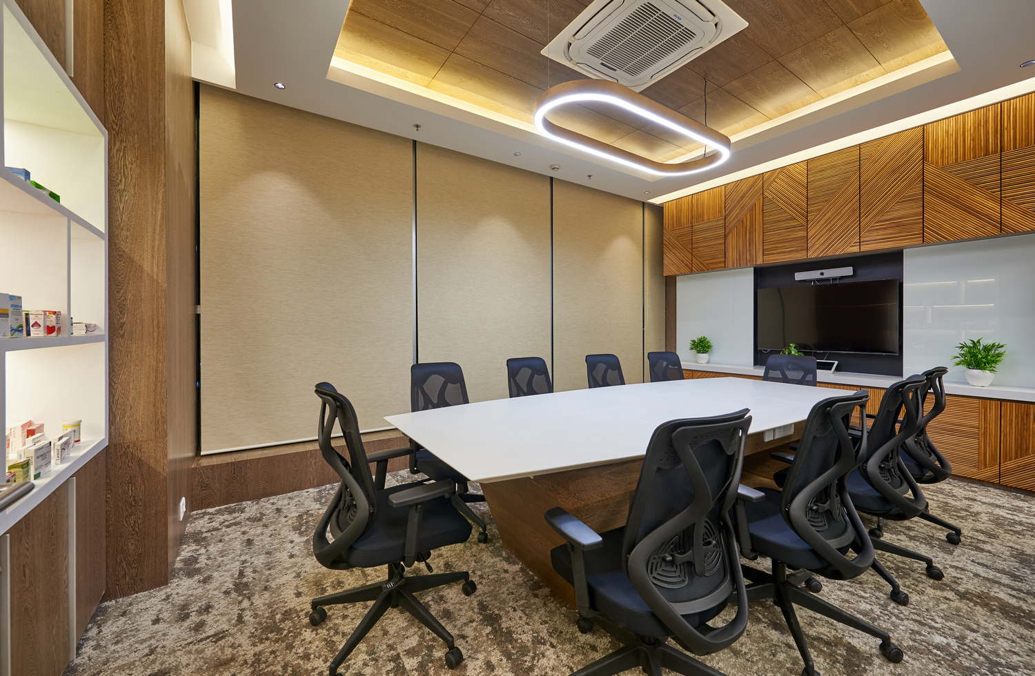 PharmaX – Studio'99 Design Cell